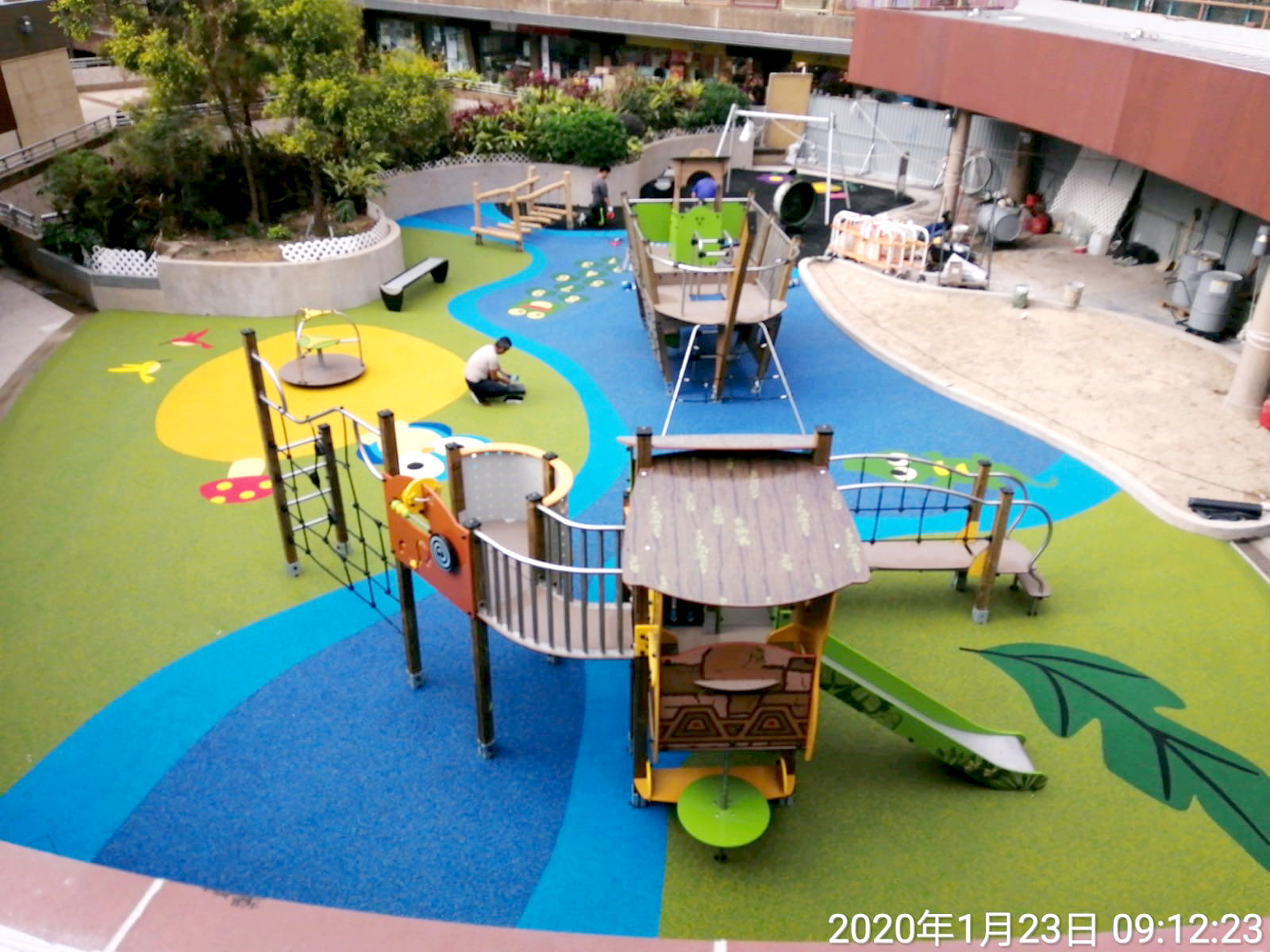 Choi Yuen Plaza Shopping Mall – FRUIT Design & Build